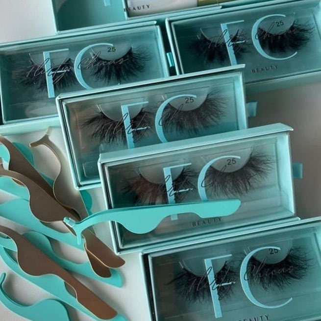 Custom eyelashes packaging box with private label logo