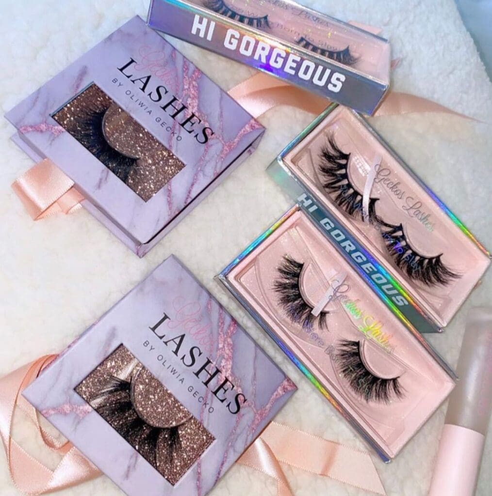 Natural mink eyelash with custom lash boxes
